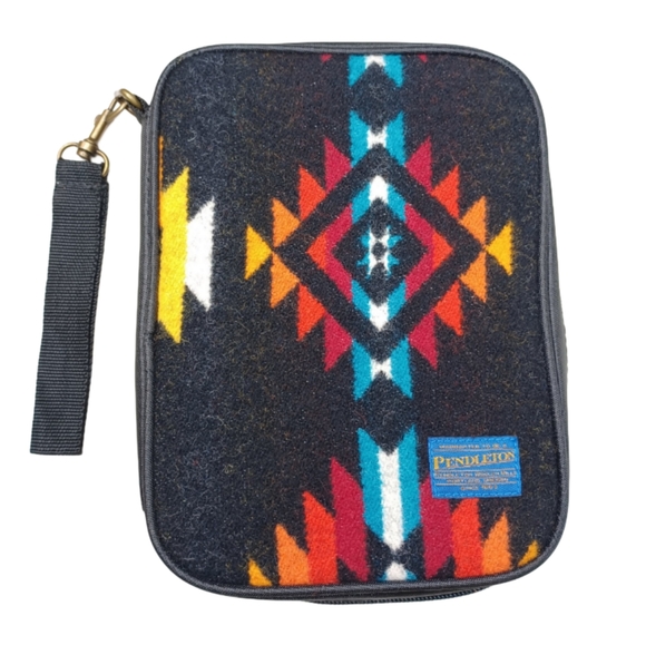 Pendleton | Accessories | Pendleton Wool Boho Aztec Pencil Brush Art ...